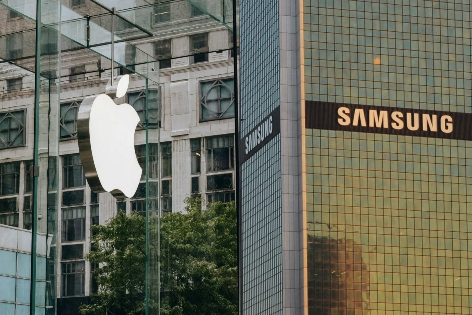 Samsung vs Apple : l'écart n'a jamais été aussi serré