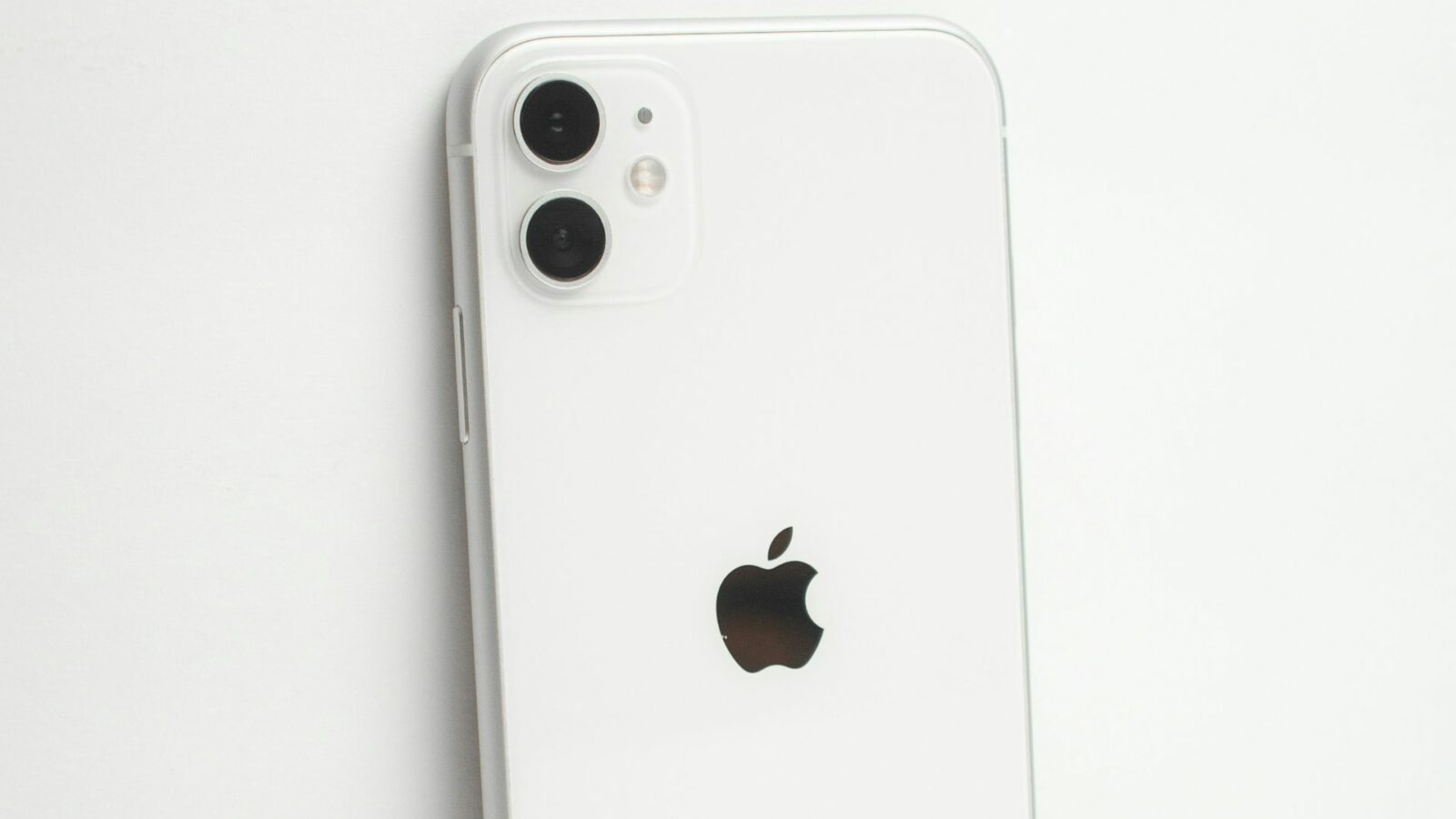 Le bouton latéral de votre iPhone aura bientôt une nouvelle utilité