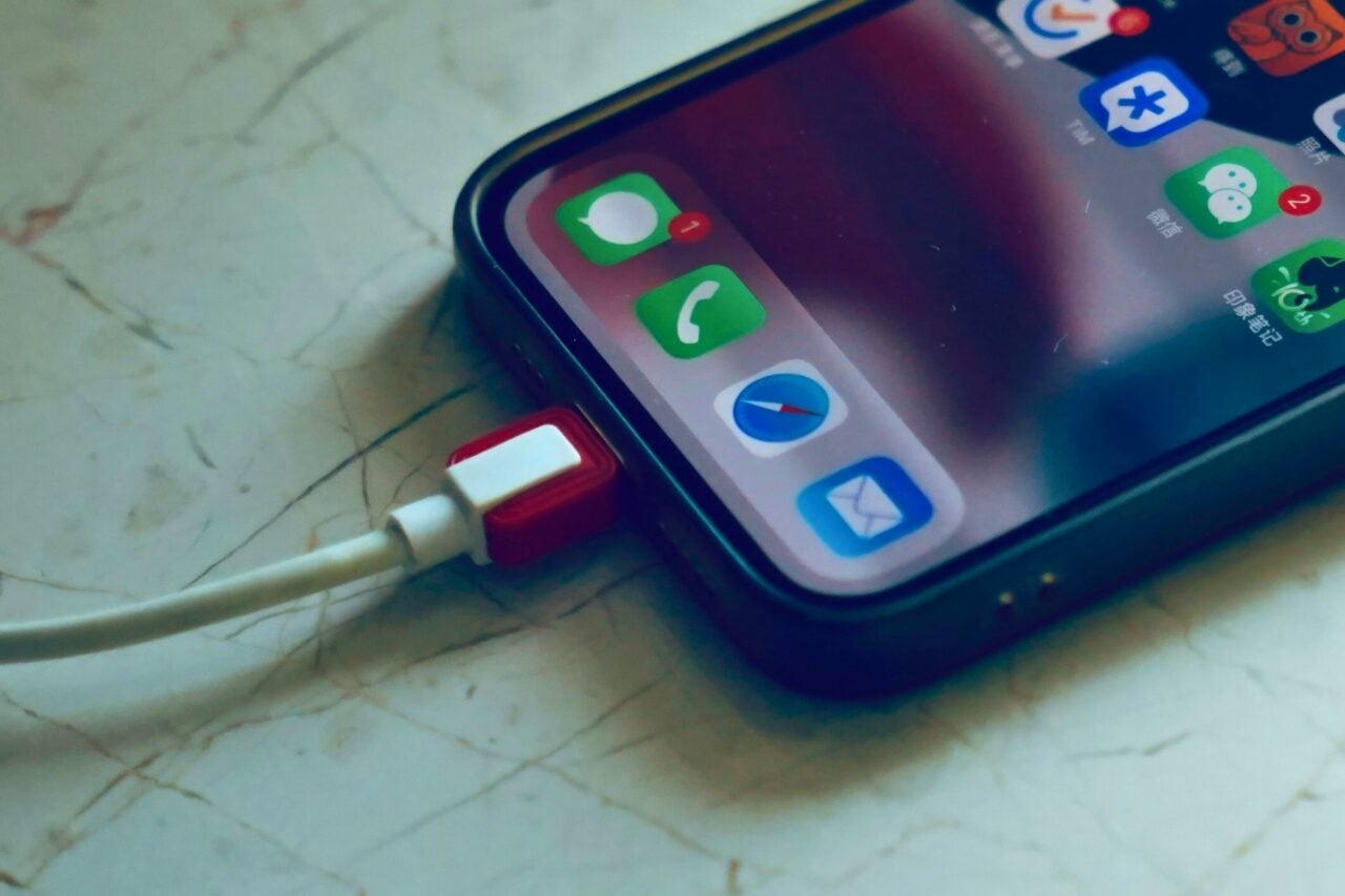 La charge rapide : est-ce un danger pour la batterie de nos iPhone