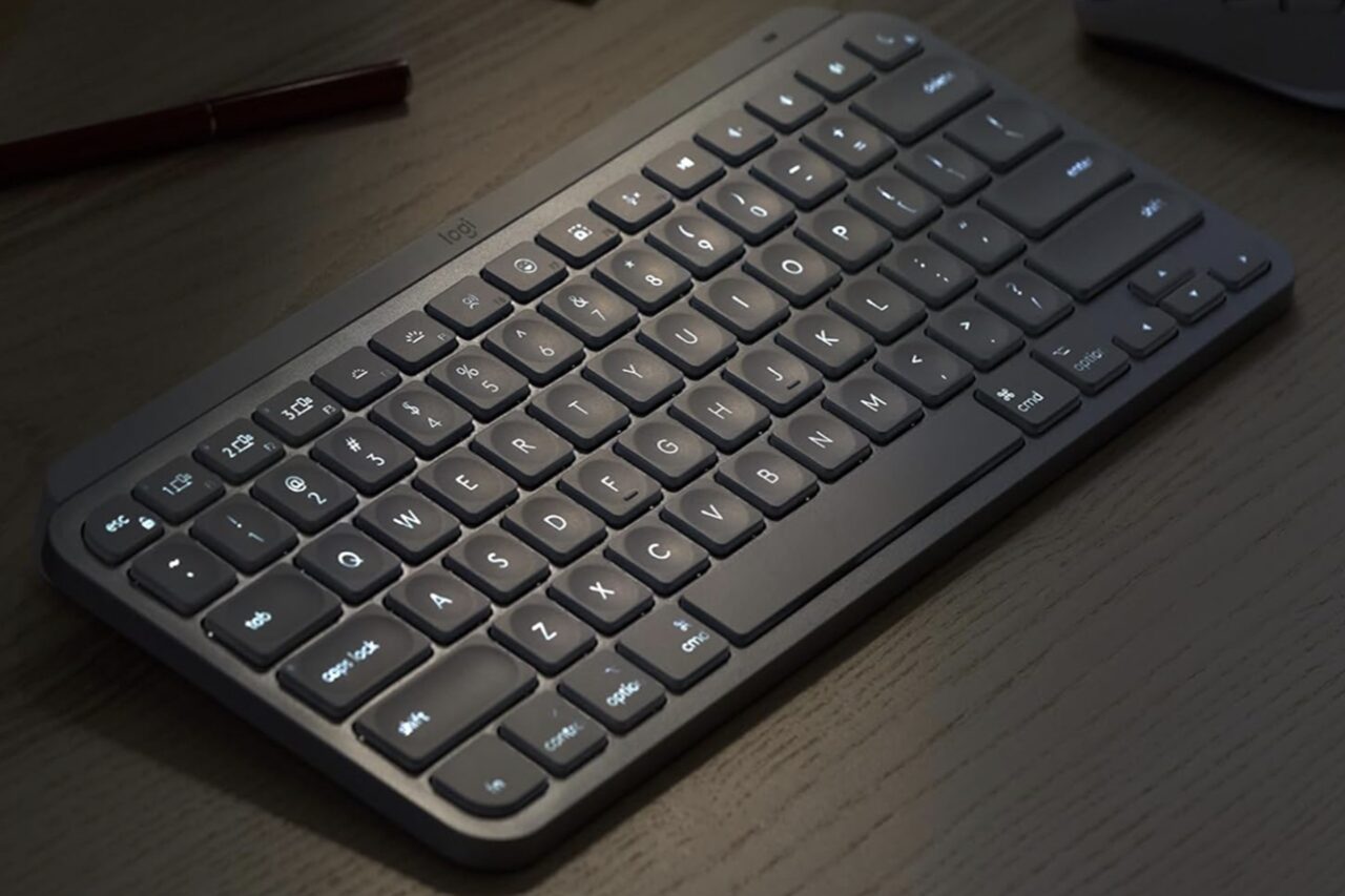 Soldes d'hiver : le clavier Logitech MX Keys Mini pour Mac est à moitié ...