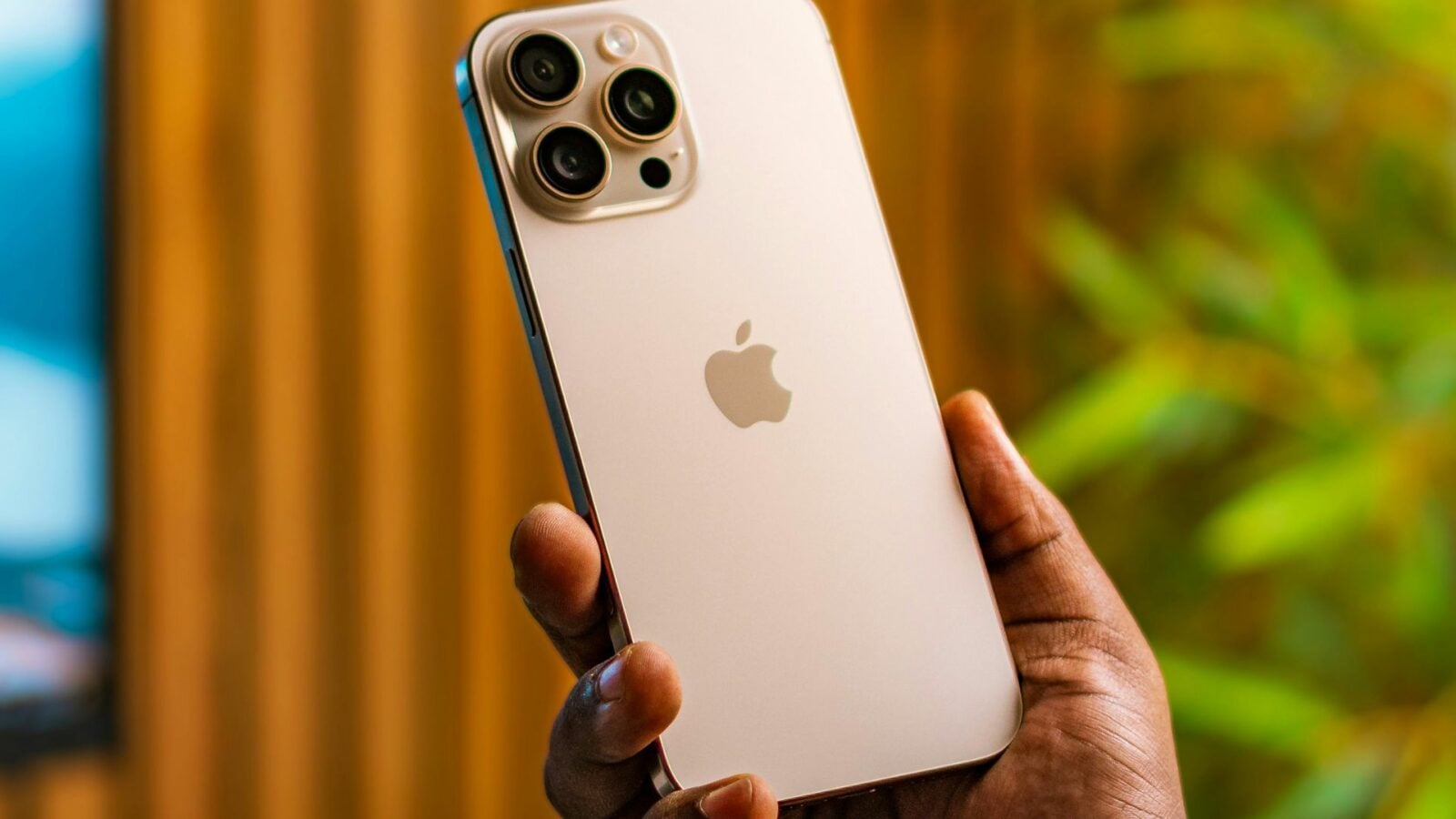 L'iPhone 16 Pro Max s'offre une maxi promo sur Amazon (-505 €)